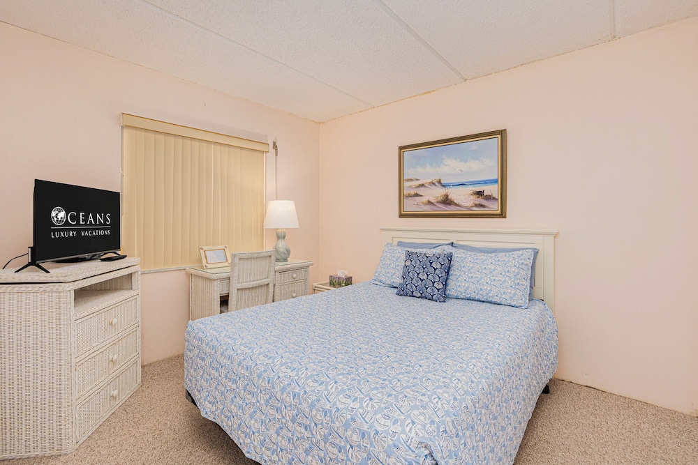 Ocean Watch Condo Oceanfront #216 - Ormond-by-the-Sea | Vrbo