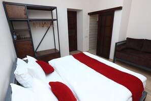 Quarto Triplo Standard | Com decoração personalizada 