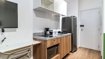 Quarto Cidade, Vista para a cidade (485335) | Cozinha privada | Mesas de jantar