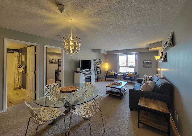 Cozy Invermere Condo By The Water - Invermere