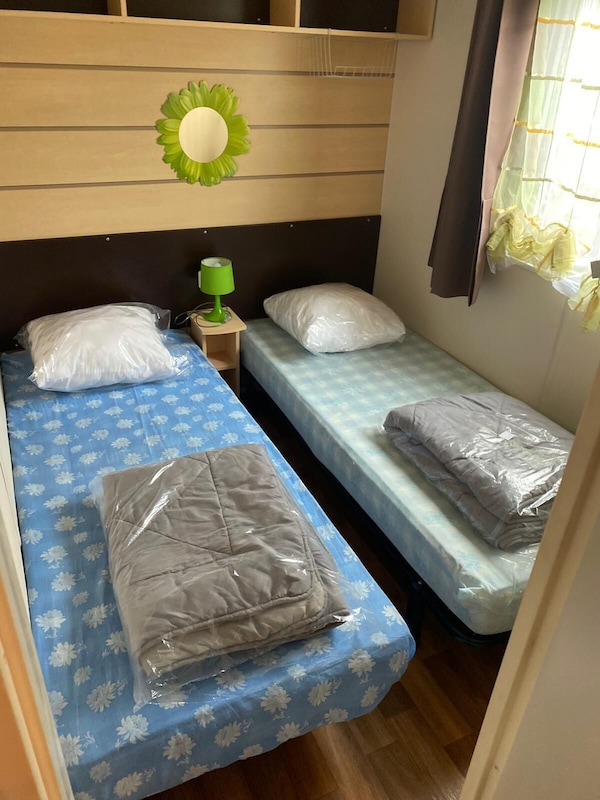 Mobil-home Au Camping 4 éToiles Familial Les Sables D'or - Bessan