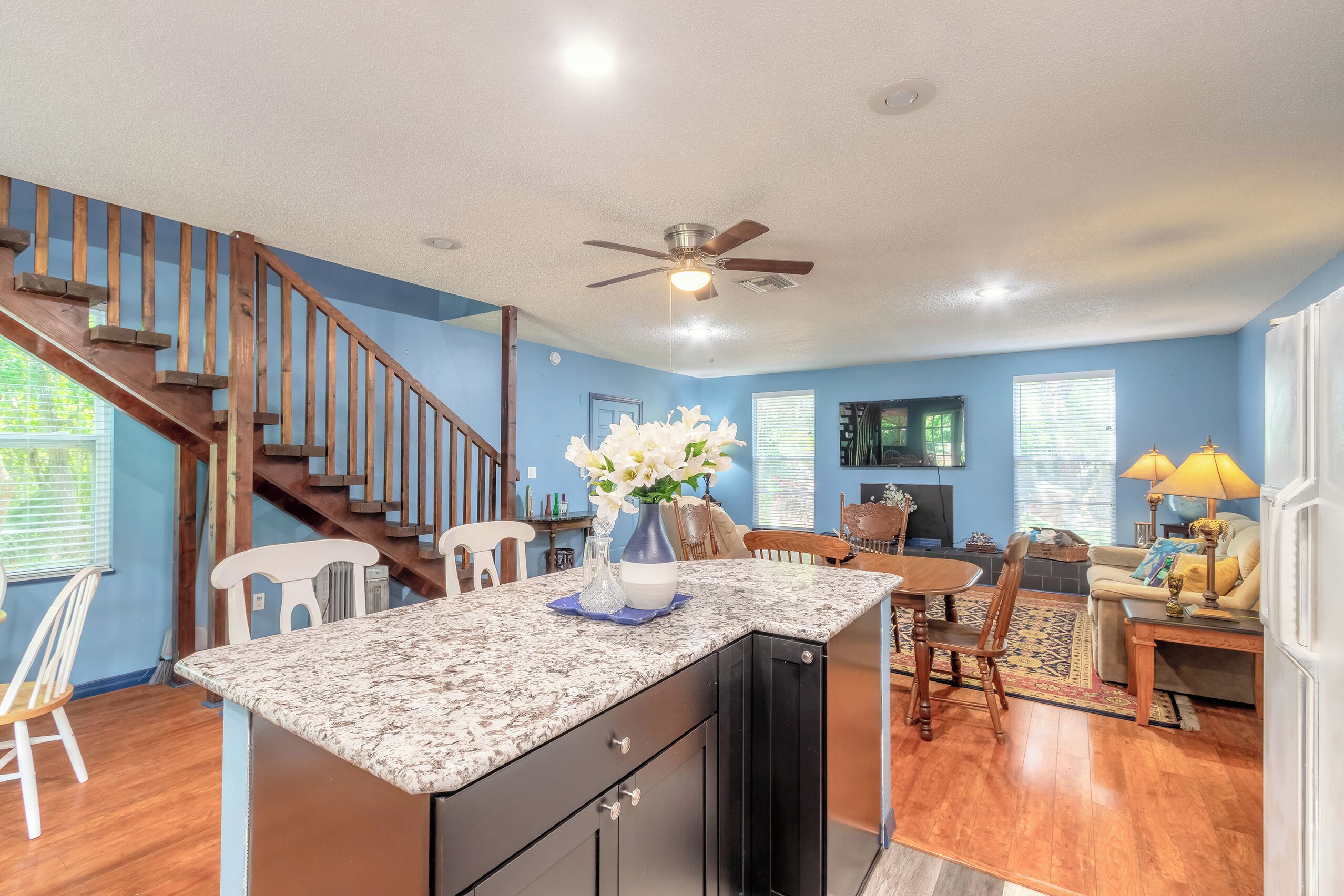 A Quiet, Shady Retreat In New Smyrna Beach! - New Smyrna Beach, FL