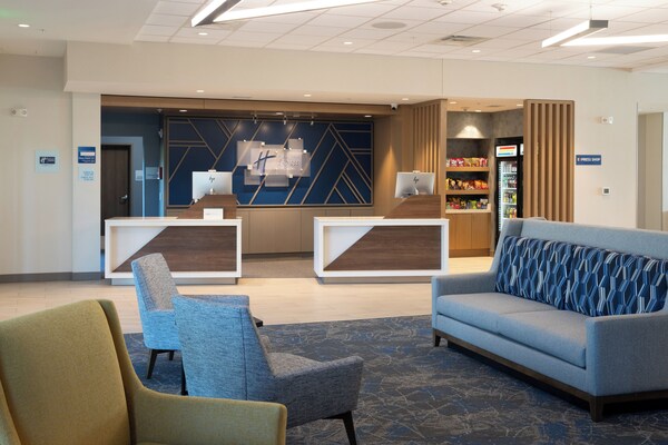 Holiday Inn Express & Suites Fort Walton Beach Eglin Area By Ihg - Fort Walton Beach, FL