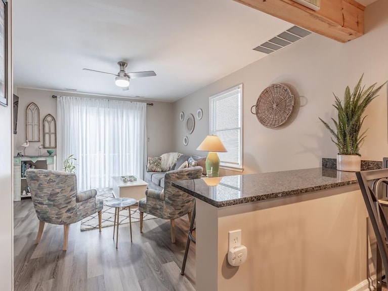 Seas The Day! Lovely 3-bedroom, 1.5 Bath Home Close To The Beach - Cape May, NJ