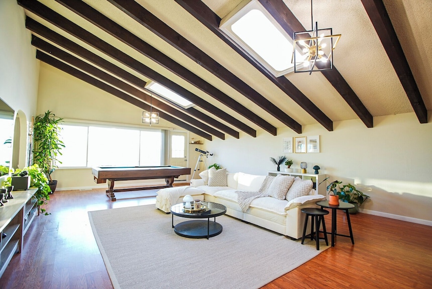 Spacious 4br Family Retreat With Indoor Pool, Jacuzzi & Movie Room Near Sfo - Millbrae, CA