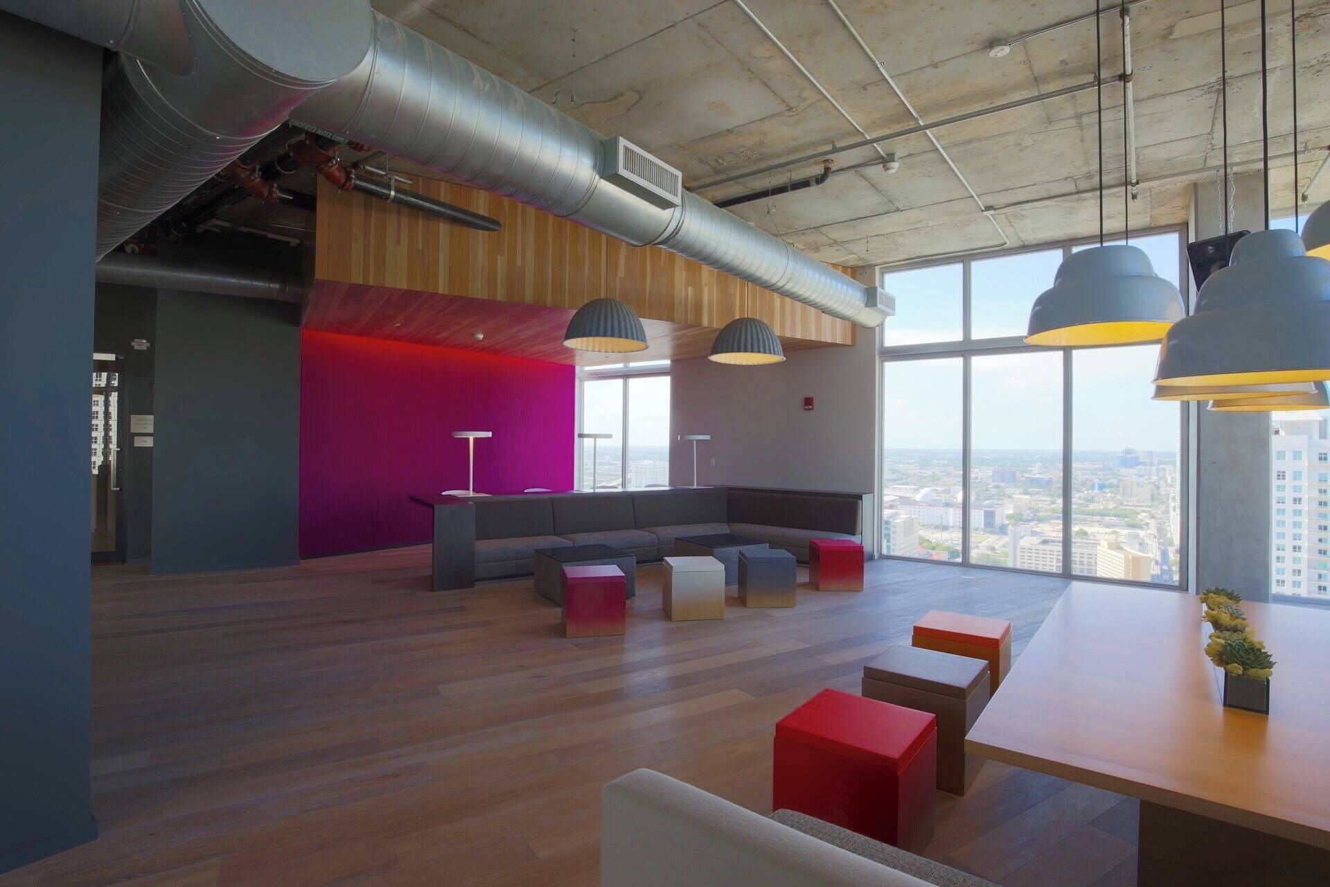 Miami Highrise With Rooftop Pool And Gym - Miami Lakes, FL