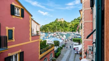Apartamento Familiar, 2 quartos, micro-ondas (Cozy Maria Apartment in Portofino) | Vista do alojamento