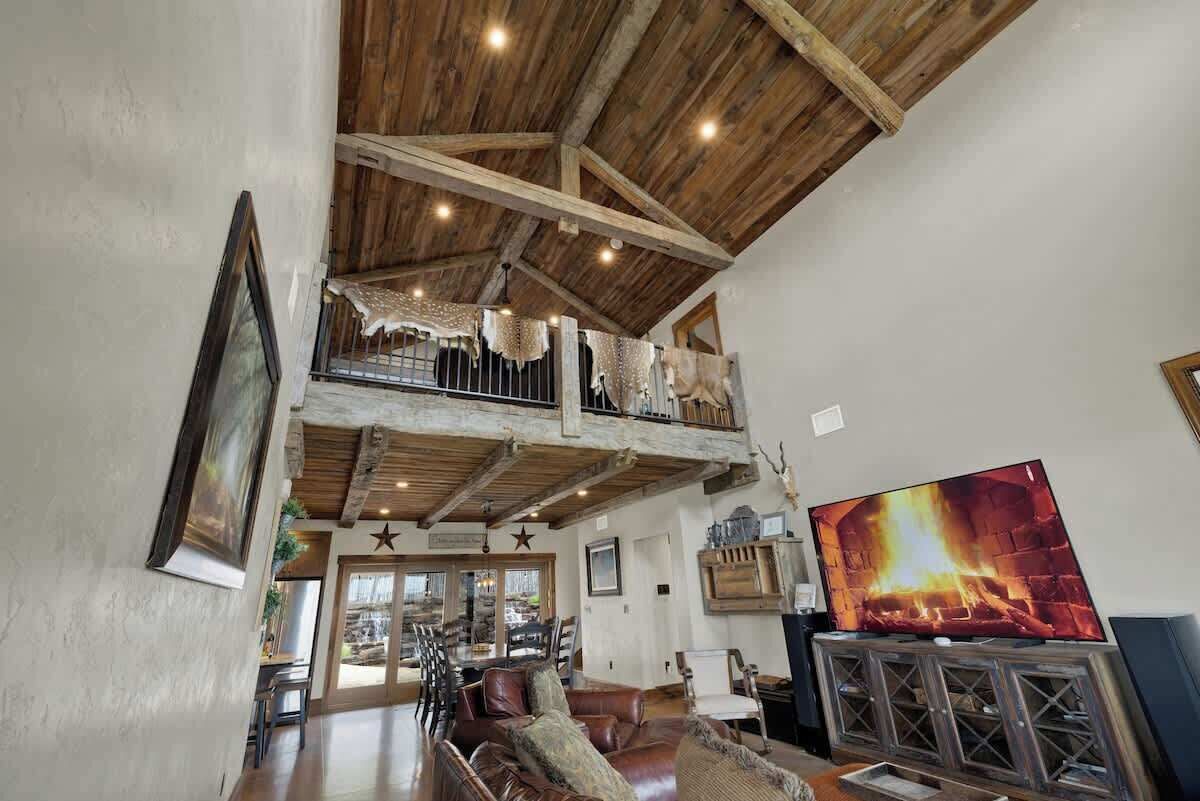 West End Lodge Resort Style Pool - Texas