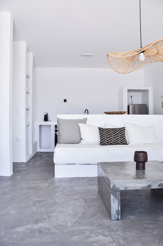 Cave Suite Paros, 65sq.m | Private Pool & Panoramic Sea View | "Endless Blue" - Antiparos