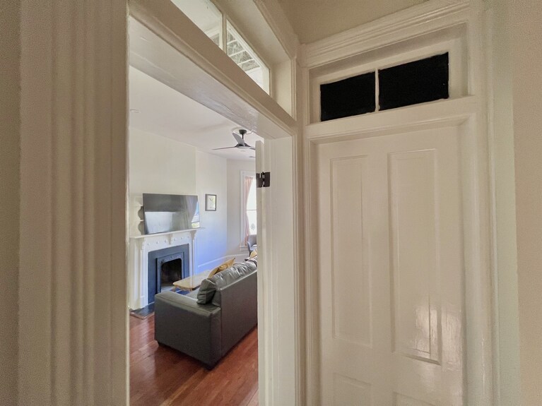 Balcony On Forsyth Park, 2-br Historic Savannah, Ga. - Savannah, GA