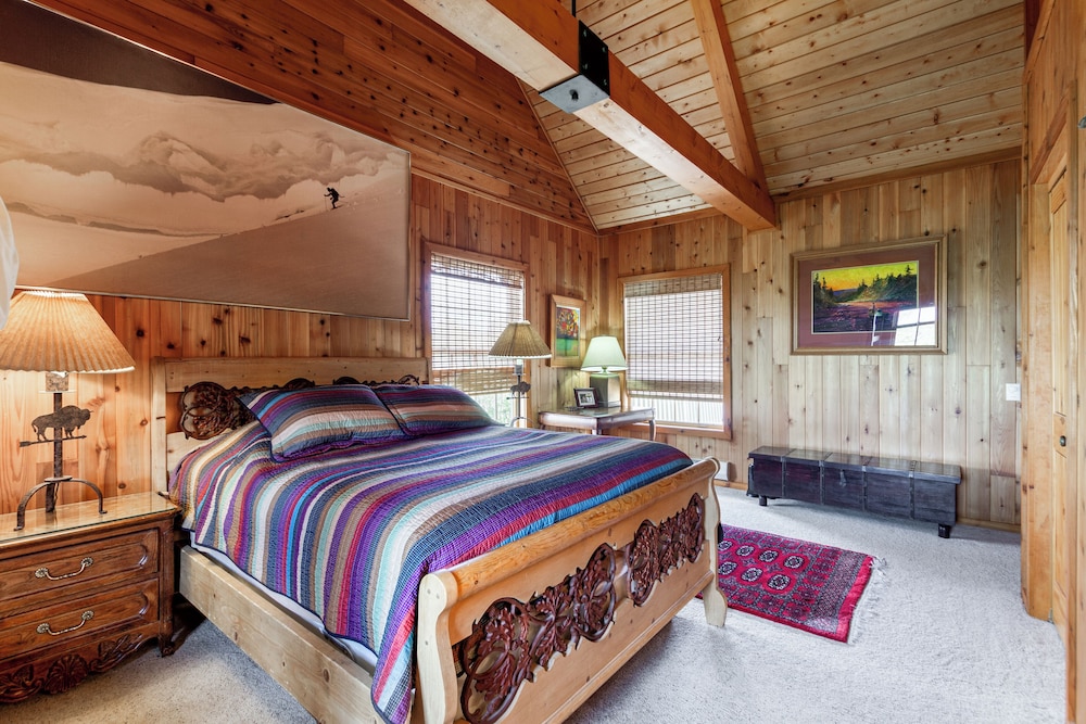 Rare Teton Ranch: 400 protected acres, private creek, fishing, kayaking ...