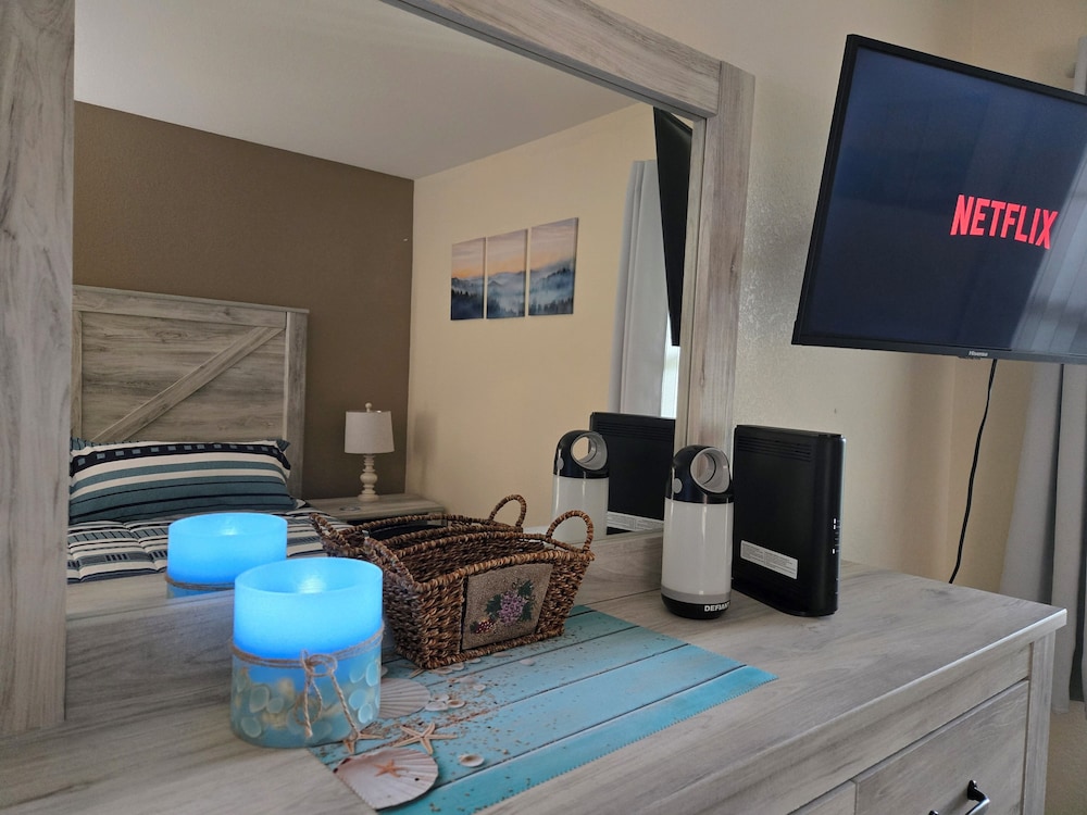 Romantic Couples Getaway Condo @ Fall Creek With Golf Course Views From Balcony - Branson's Wild World, Branson