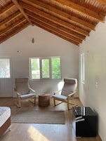 Quarto Duplo Superior, vista para o rio | Sala de estar