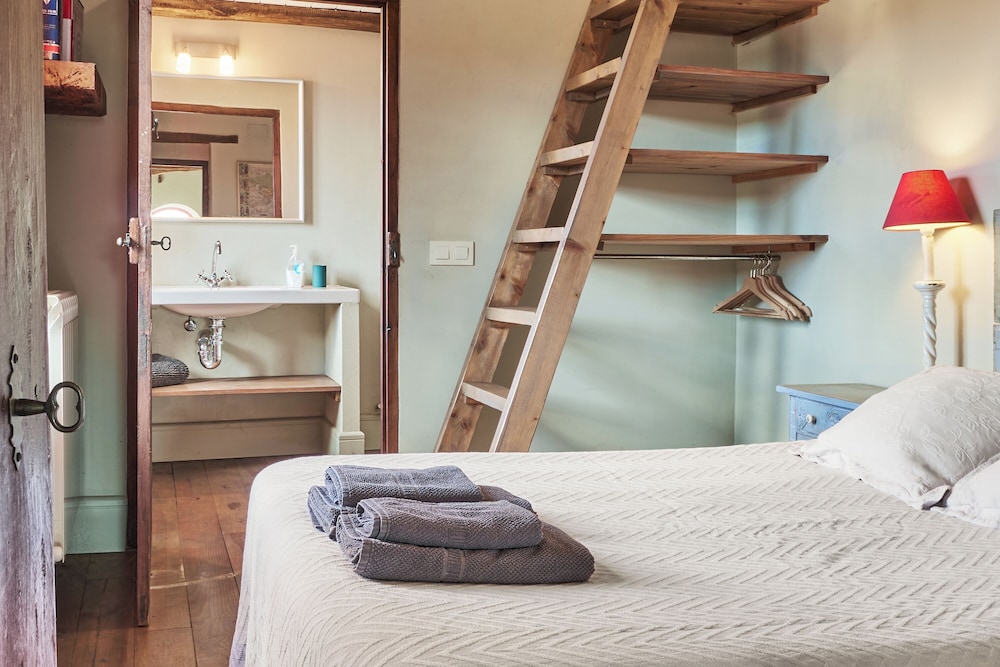 Apartamento 'La Madrigata Al Completo' Con Terraza Privada, Jardín Compartido Y Wi-fi - Astorga