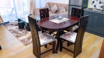 Apartamento Clássico | Sala de jantar