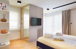 3+1 Duplex Residences | Roupas de cama premium, escrivaninha, espaço de trabalho para notebook