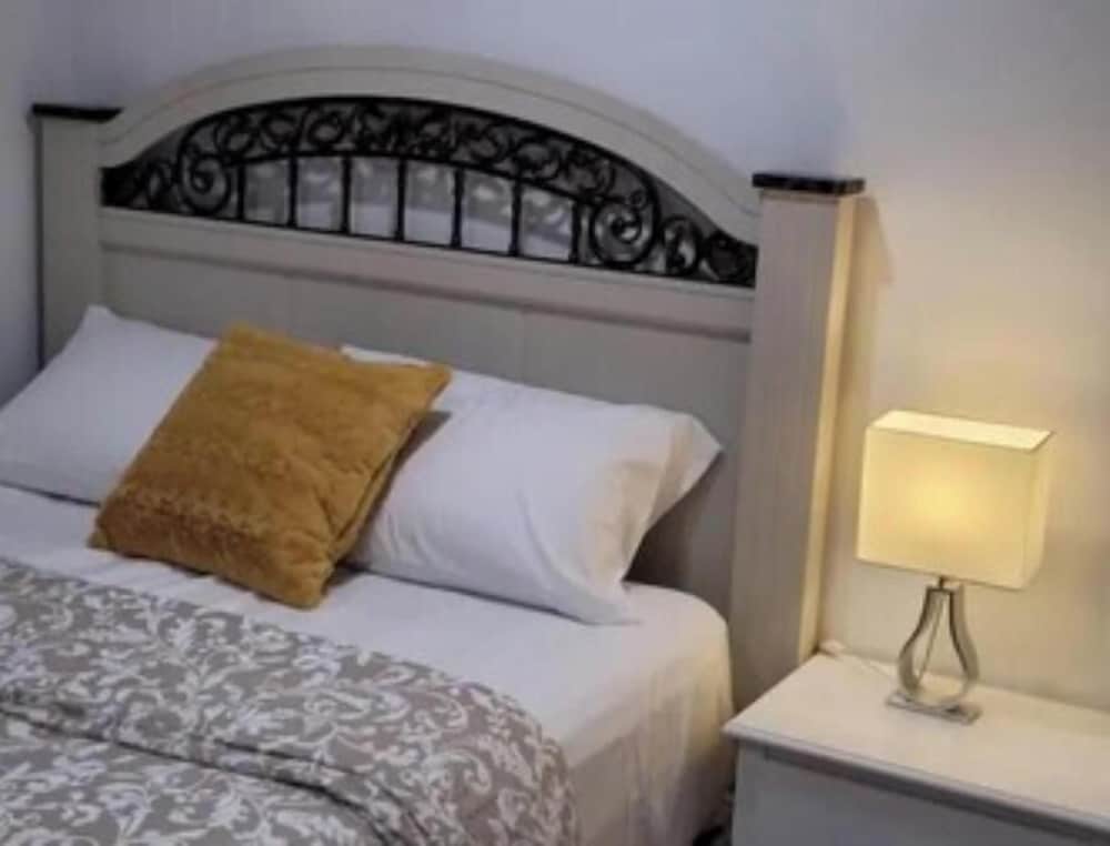 Luxury One Bedroom In A Modern Basement. - Winnipeg