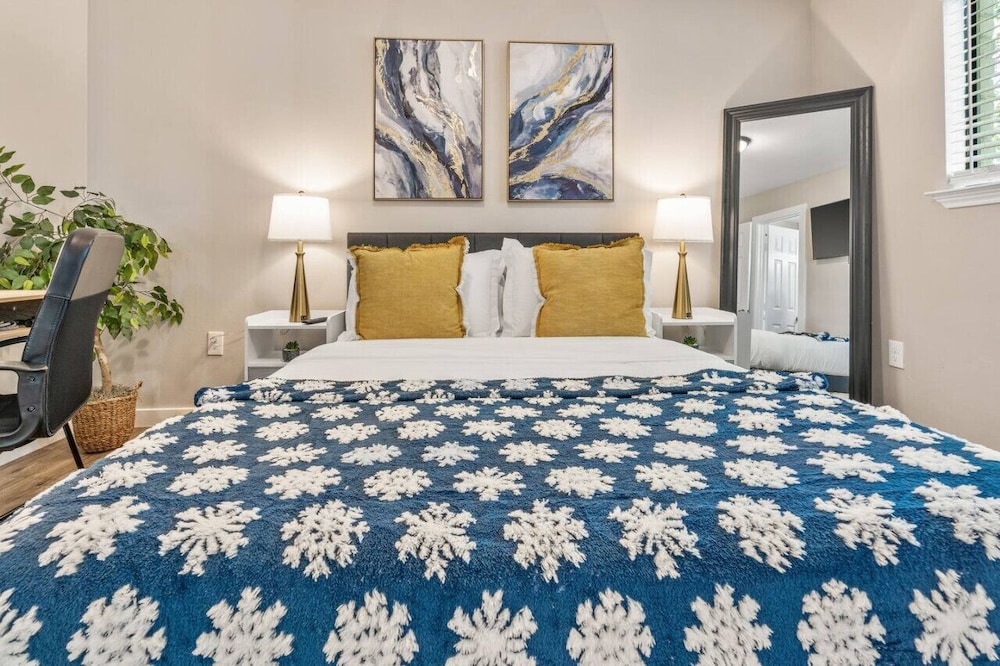 Live The Excitement: Prime 1bd Close To The Action - Arlington, TX
