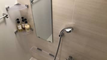 Apartamento standard, vista para a montanha | Banheiro | Secador de cabelo, bidê, toalhas de banho, sabonete