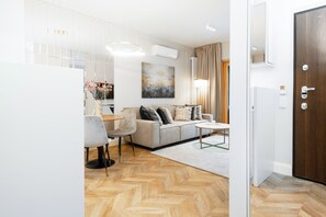 Apartamento, 1 quarto, sacada | Sala de estar