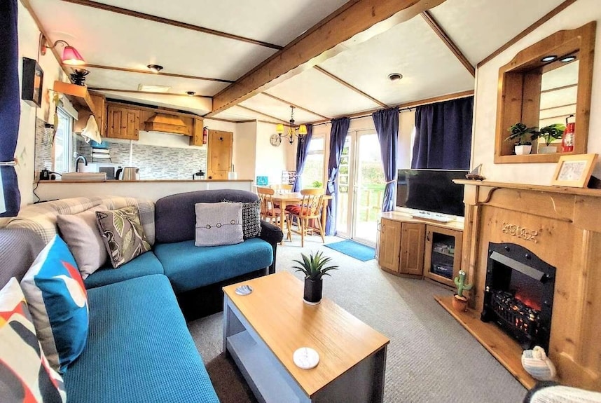 Peaceful Retreat By The Sea With Mountain Views - Anglesey