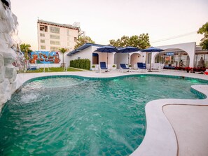Piscina exterior 