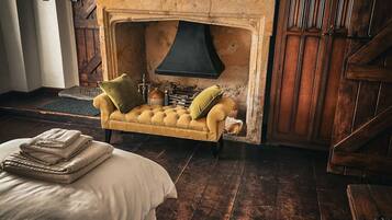 Quarto Duplo Superior, casa de banho privativa | Wi-fi grátis