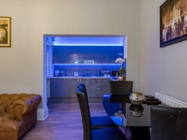 Apartamento Superior, casa de banho anexa (Superior One Bed ) | Wi-fi grátis