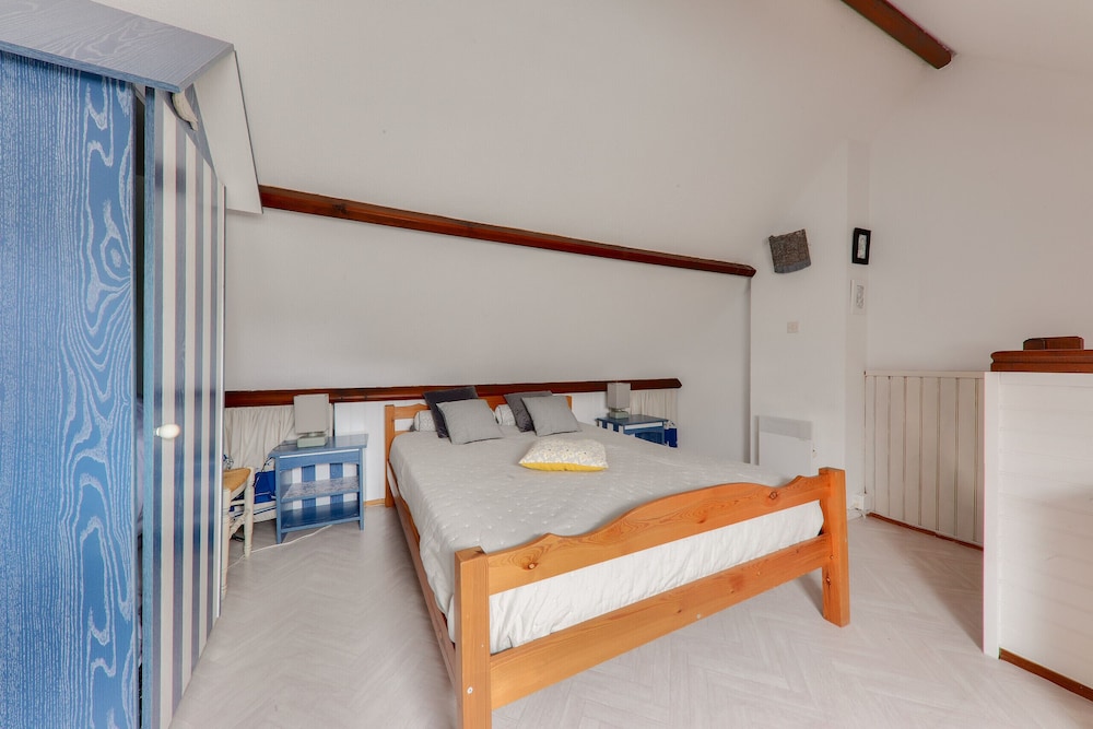 Quiet getaway with swimming pool, 400m from the beach - Sarzeau | Vrbo