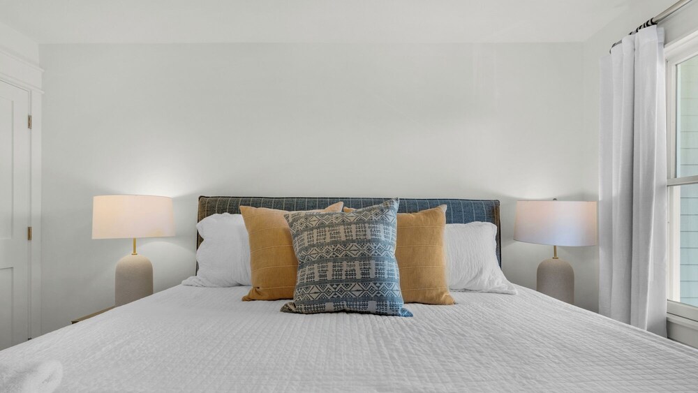 Amazing View, Gulf View, 1Br/1Ba, Sleeps 4, Free Beach Setup + Free ...