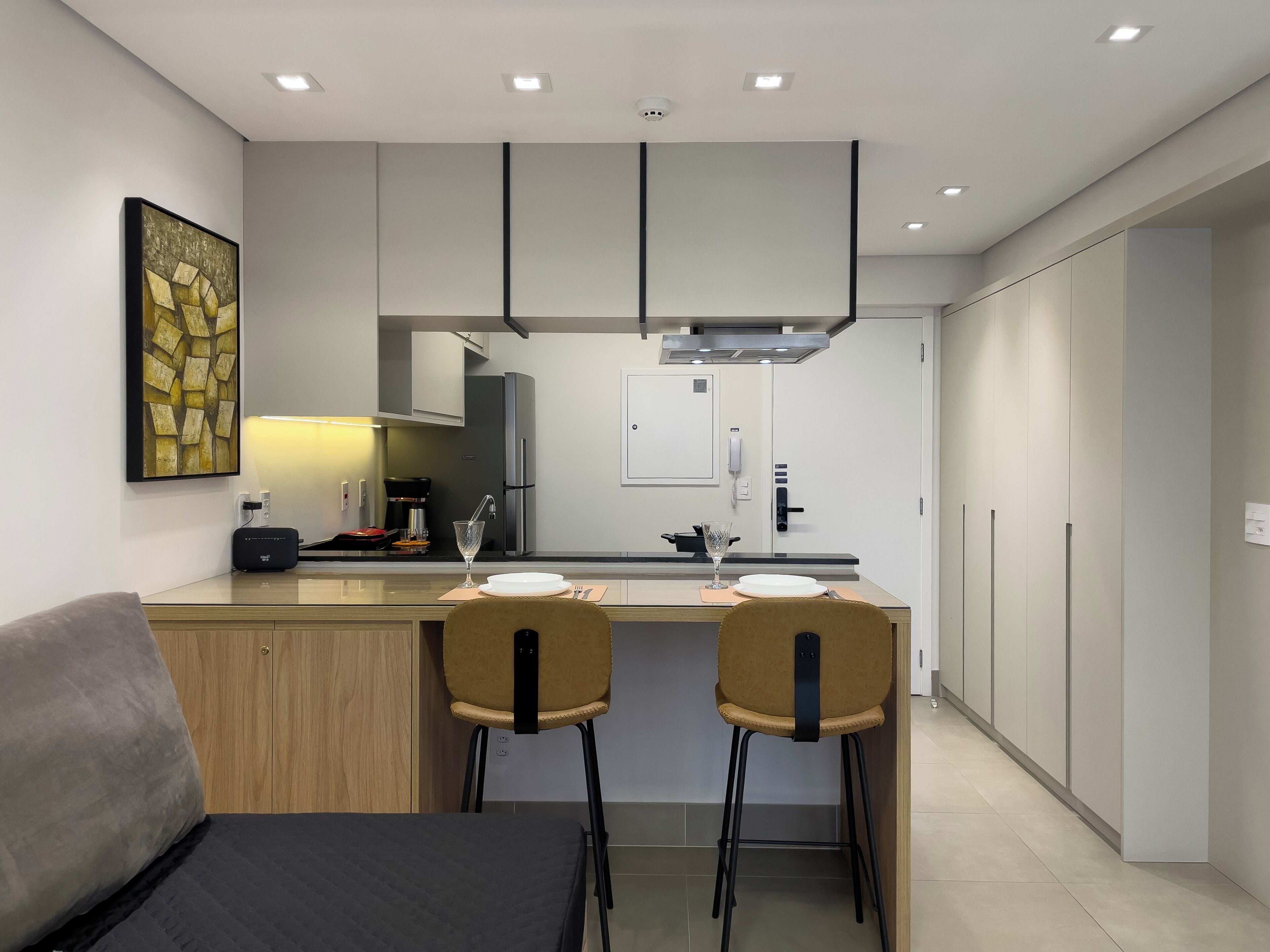 Apartamento | Sala | Smart TV de 42 polegadas com canais por cabo, Netflix 