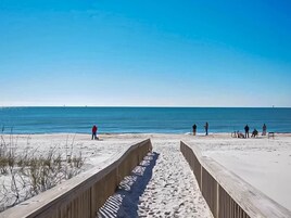 Casa, várias camas (The Rookery 2202) | Praia | Perto da praia 