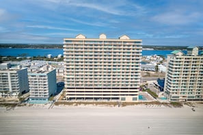 Apartamento em Condomínio Fechado, várias camas (Crystal Shores W 301) | Exterior