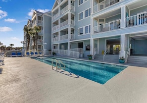 Apartamento em Condomínio Fechado, várias camas (Grand Caribbean 115) | Piscina