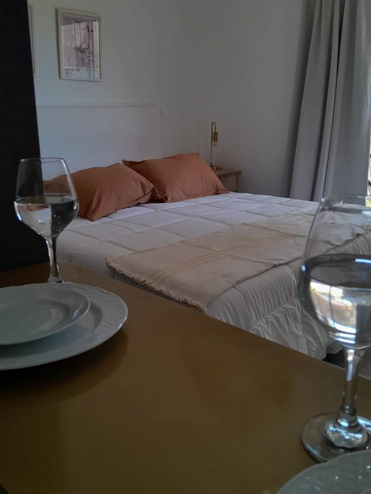 Elegancia Y Lujo! G&a Rent - Buenos Aires Ezeiza Airport (EZE)