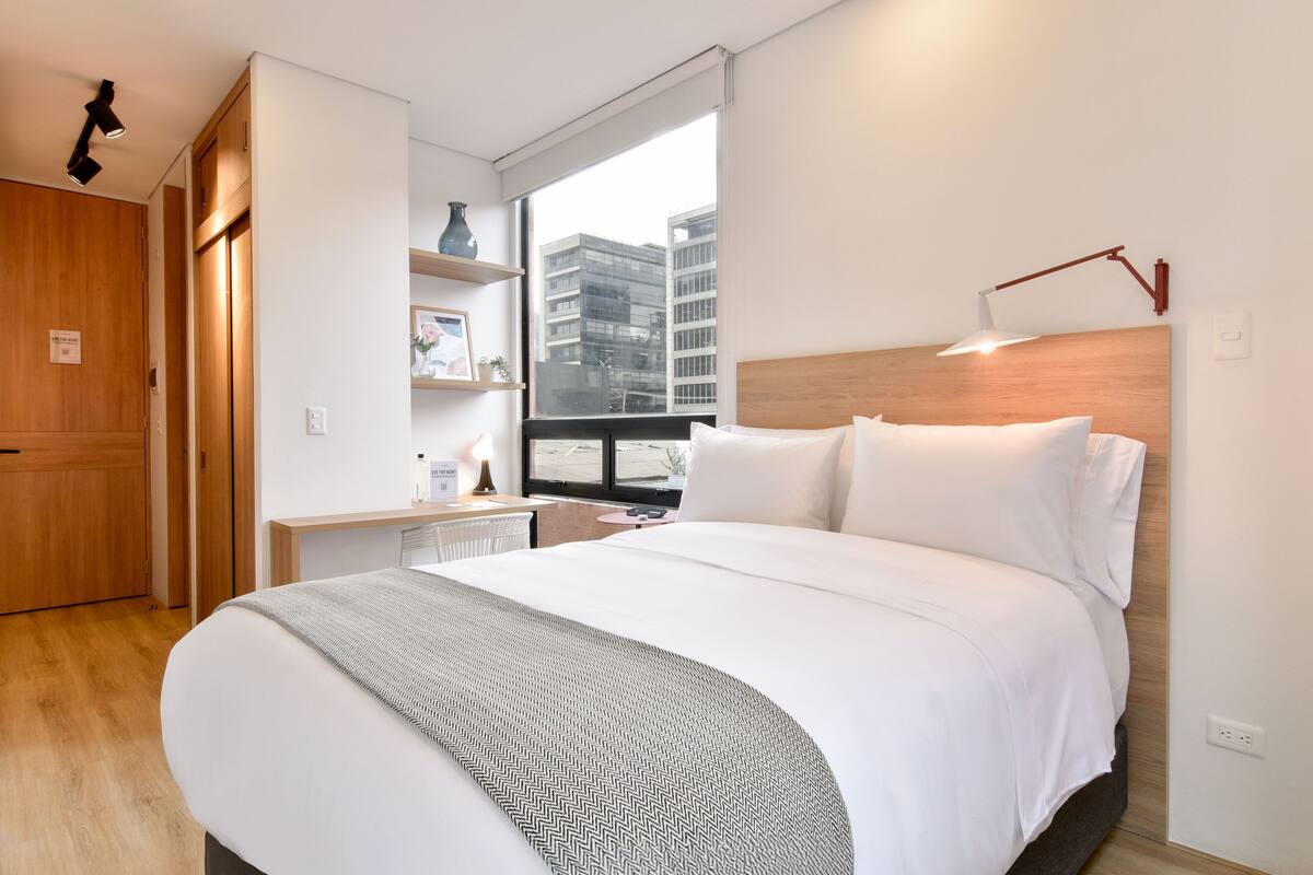 Apartamento (212) | 1 quarto, roupas de cama premium, ferros/tábuas de passar roupa