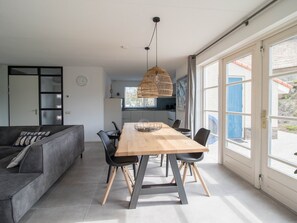 Villa | Restaurantes