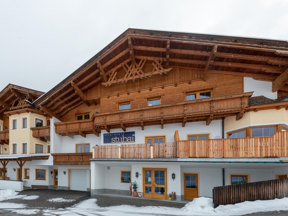 Apartment In Stubai Valley With Mountain View - Neustift im Stubaital