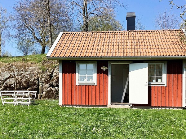 4 Person Holiday Home In Falkoping-by Traum - Falköping