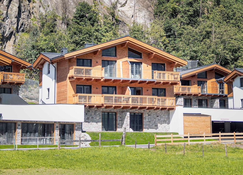Luxury Chalet With Private Sauna In Uttendorf - Uttendorf