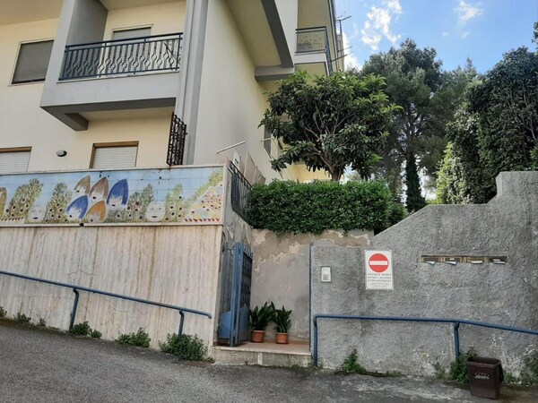 Apartment In Matera Near Historic Center - Matera