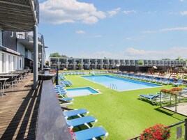 Apartamento | Piscina | Piscina interior, piscina exterior