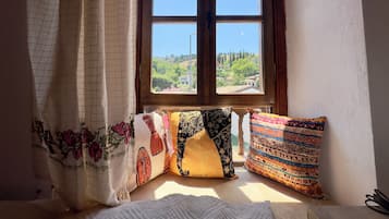 Quarto Duplo Standard, vista para a baía | 1 quarto, roupa de alta qualidade, com decoração personalizada