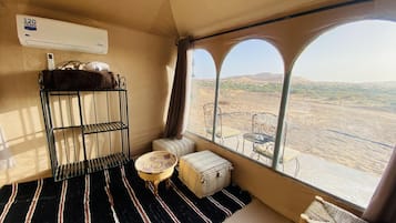 1 quarto, Wi-Fi de cortesia, roupa de cama