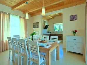 Villa | Restaurantes