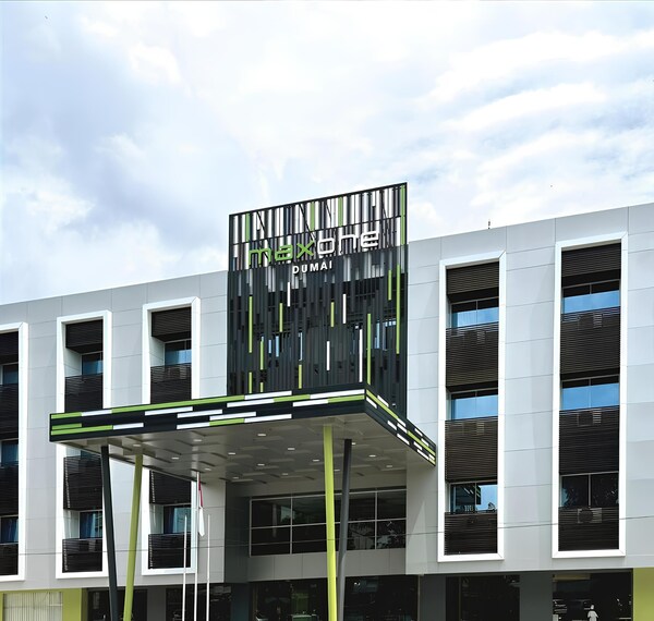 Maxone Dumai - Dumai