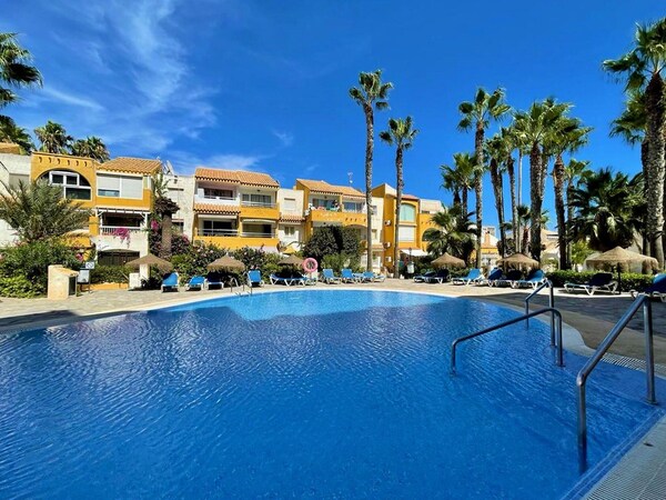 Golf & Beachside Getaway - Roquetas de Mar