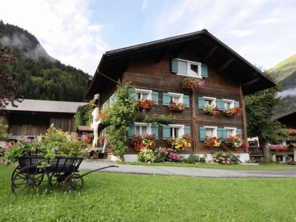 Holiday Apartment In Sankt Gallenkirch, Near Ski Lift - Silbertal