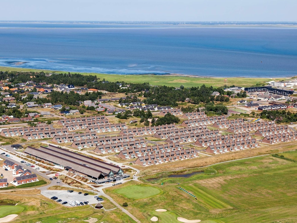 4 Person Holiday Home On A Holiday Park In Romo - Nordsee