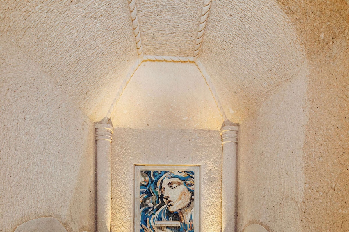 VR888 Natural Cave King Suite with Private Pool | Piscina privativa